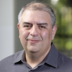 Leveraging Semantic Layer For Data Quality, Privacy And Governance